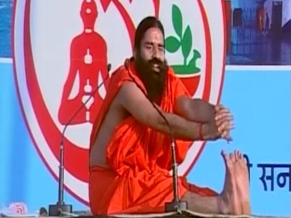 Yoga Yatra Baba Ramdev Ke Saath | योग कैसे दिलाएगा नसों की गांठ से ...