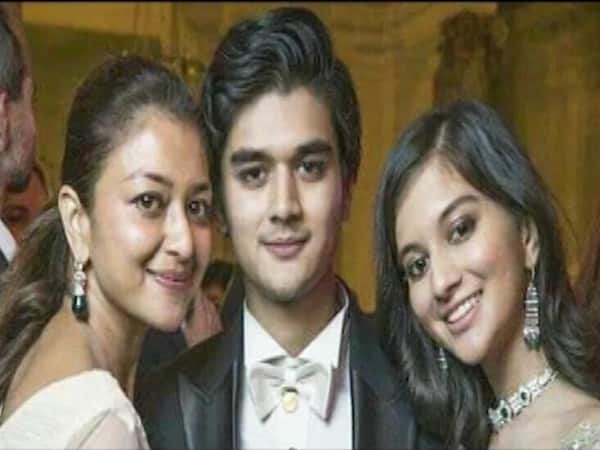 Meet Jyotiraditya Scindia's children, Ananya and Mahanaryaman