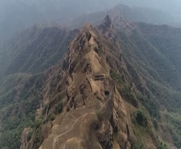 Prachitgad Fort | सफर प्रचितगडाची, समुद्रसपाटीपासून तीन हजार फूट उंचावर ...
