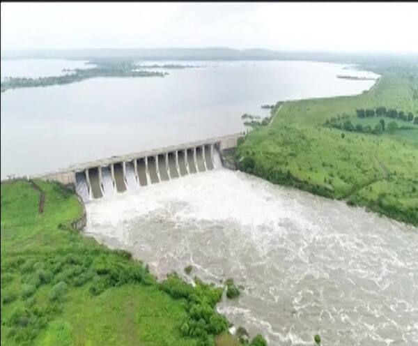 Siddheshwar Dam At Hingoli Filled With 100% Of Water Benefit For ...