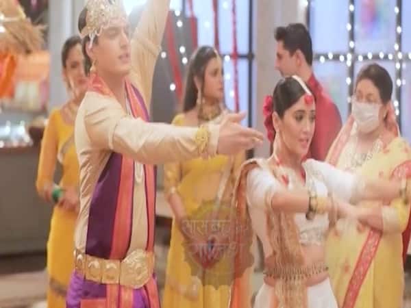Kartik and Naira's dance performance in the serial YRKKH
