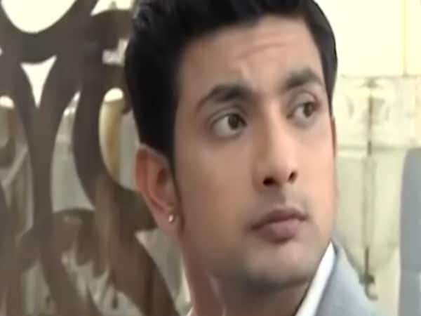 Fahmaan Khan heartbroken with the demise of brother Faraaz Khan | Hot ...