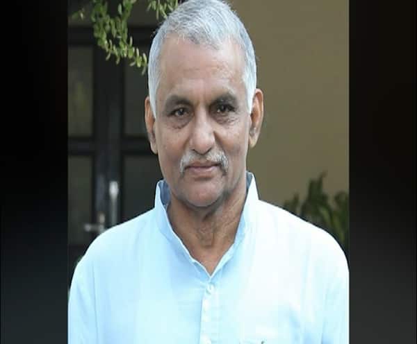 Baba Amte Anandvan Sheetal Karajgi | आनंदवन कार्यकर्ते, विश्वस्तांवरील ...