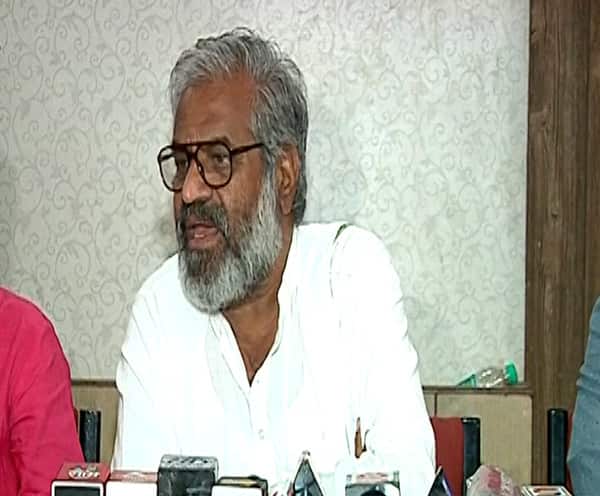 Pasha Patel on Farmers Protest | शेतकऱ्यांना तमाशा करण्यात रस : पाशा पटेल